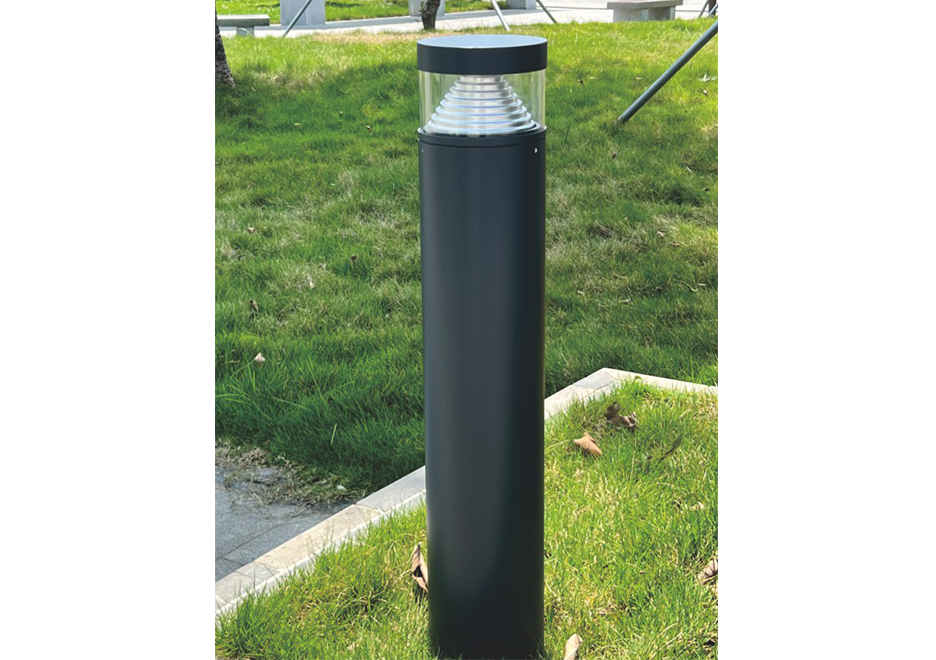 Exterior 10-15W Light Symmetrically 360°Squares Comfort Bollards
